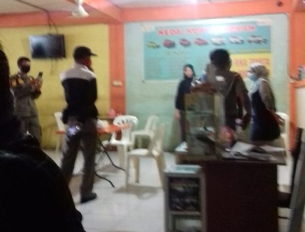 Cegah Kerumunan, Satpol PP Tanjungpinang Sambangi Kedai Kopi di Kawasan ... Cegah Kerumunan, Satpol PP Tanjungpinang Sambangi Kedai Kopi di Kawasan ...